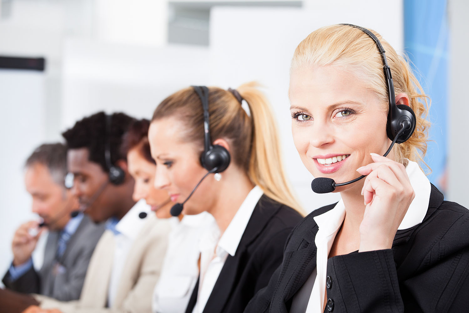 Call Centers in Germany - Save up to 20% on German BPOs - Outsource ...